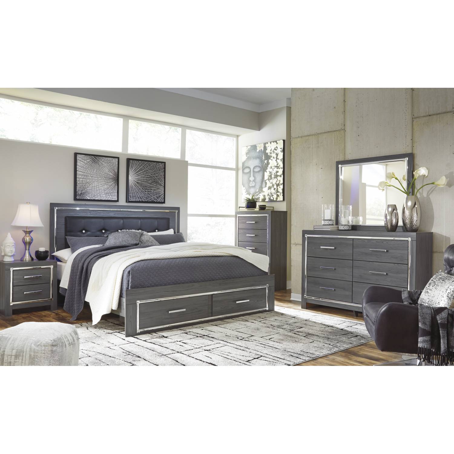 B214 Lodanna 4PC SETS King Storage Panel Bed